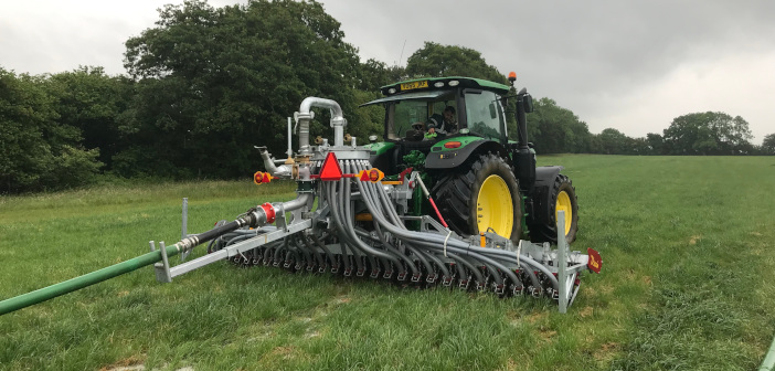 Vredo adapts slurry injector for umbilical work | Farm Contractor ...