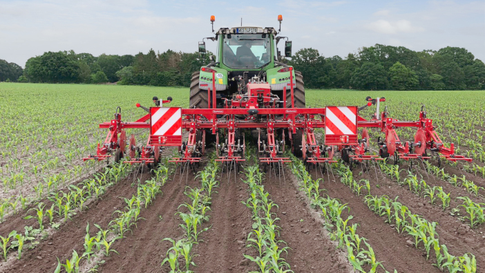Mechanical weeding solutions in DeltaRow maize crops | Farm Contractor ...
