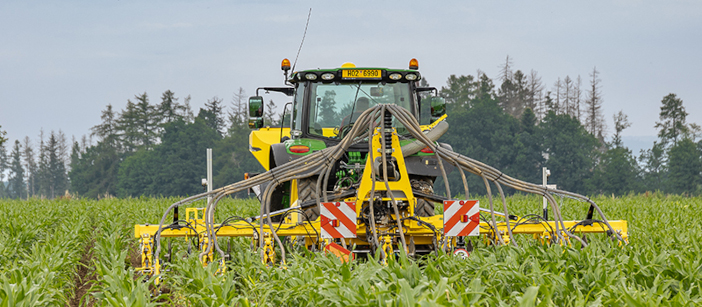 The new independent row-unit control cultivator series from Bednar ...