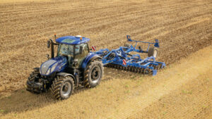 Tractor of the Year - Open Field: New Holland T7.300 Long Wheelbase PLM ...