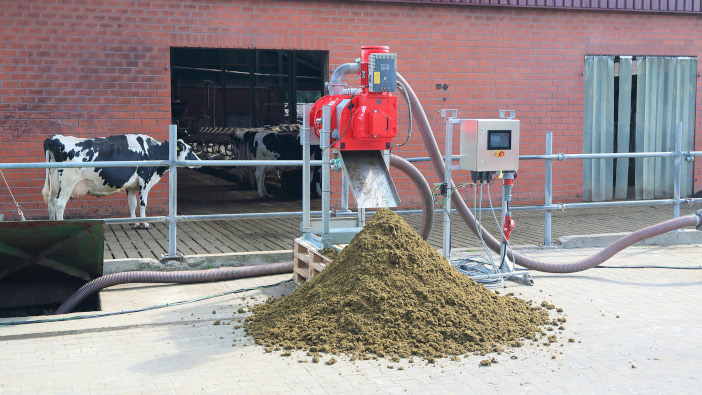 Vogelsang showcases XSplit separator at Lamma | Farm Contractor & Large ...